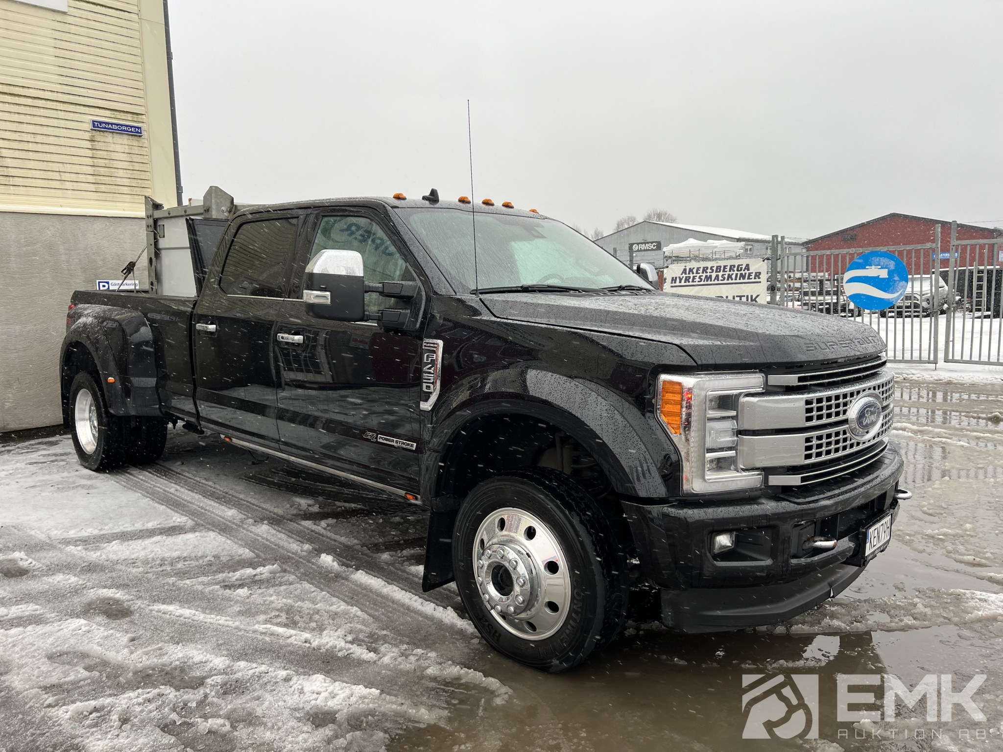 Ford F450 Super Duty Platinum 6,7 V8 Power Stroke - EMK Auktion AB